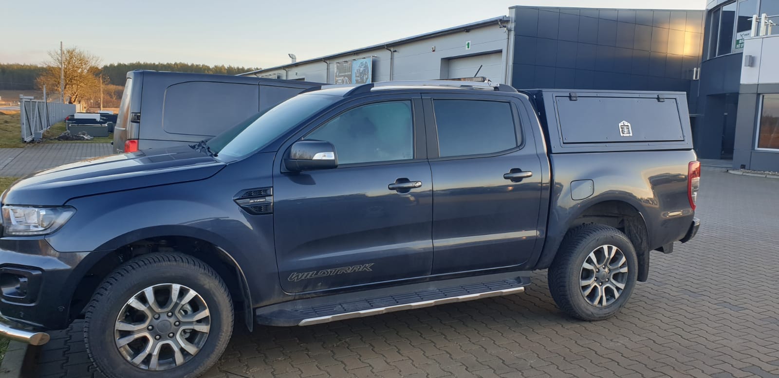 Ford Ranger Hardtop aus Aluminium -leicht und stabil - 120kg Traglast